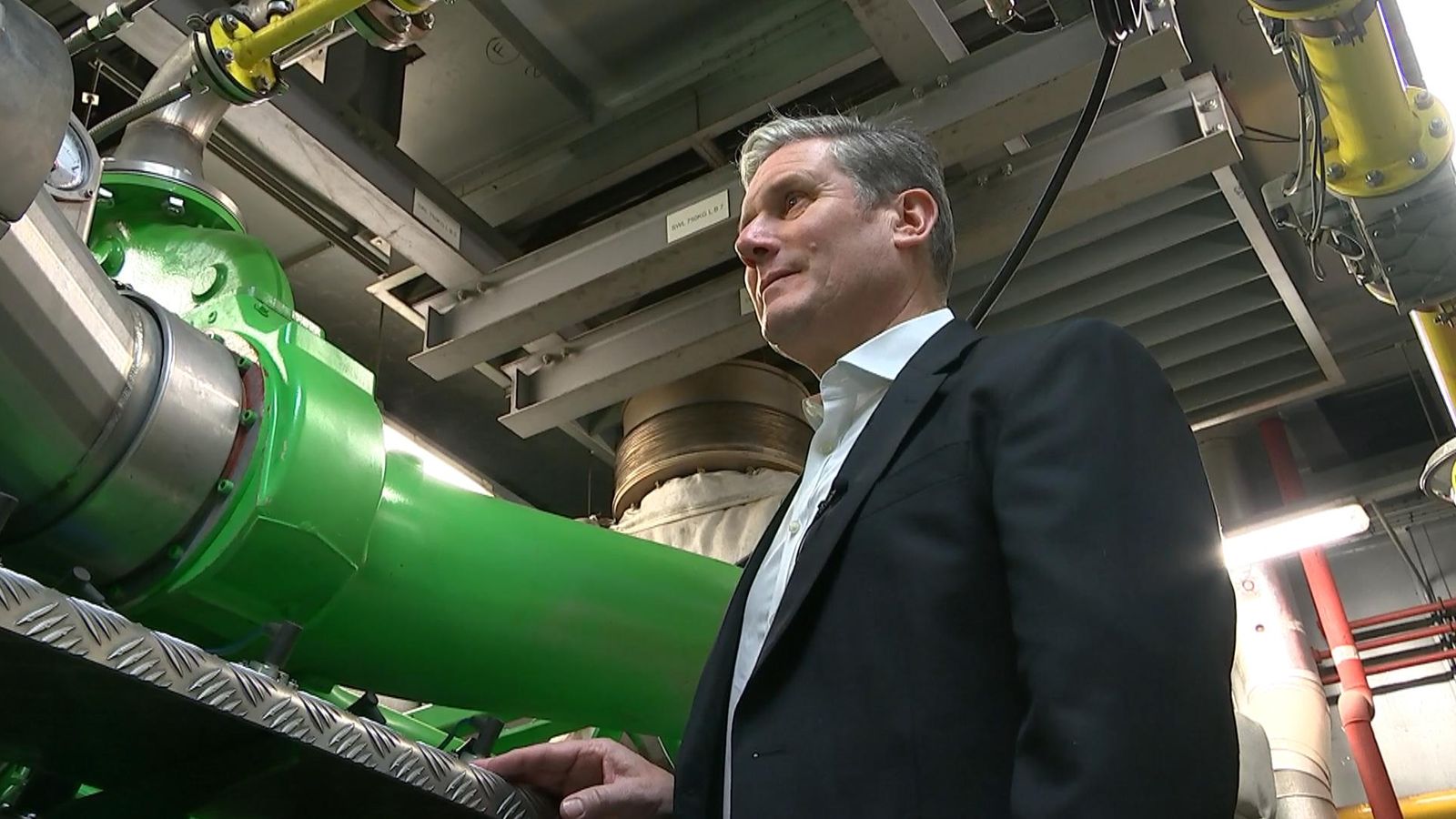 Labour drops £28bn green pledge after weeks of suspicion | Politics ...