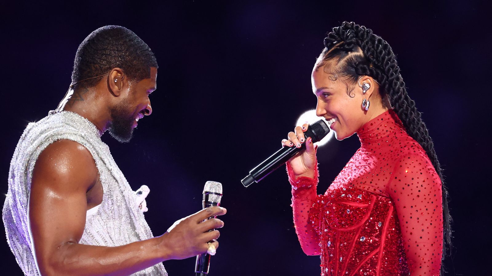 Usher says 'I do' in Las Vegas ceremony hours after Super Bowl ...