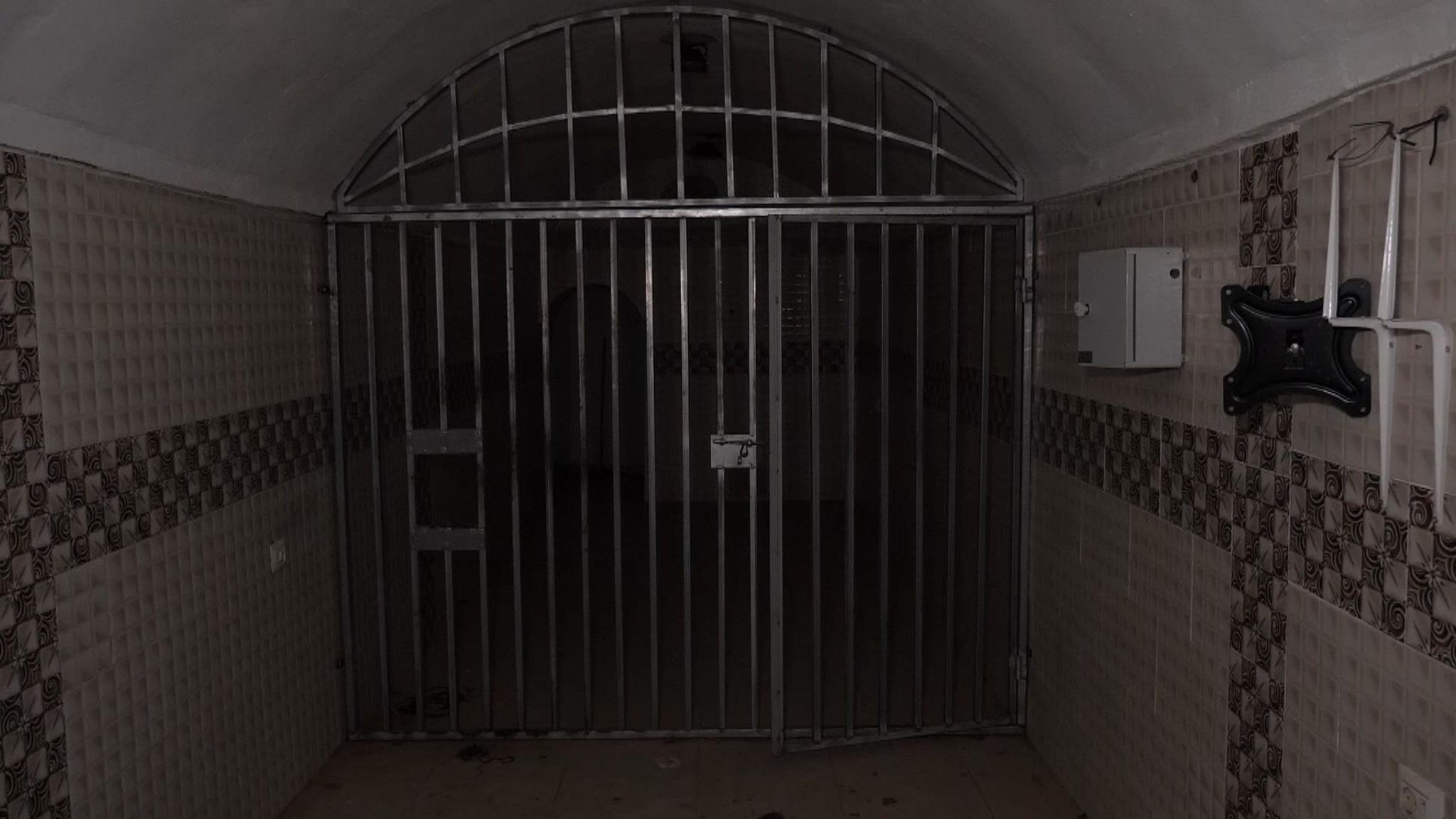 Inside a network of tunnels in Gaza, Israeli troops say they have found ...