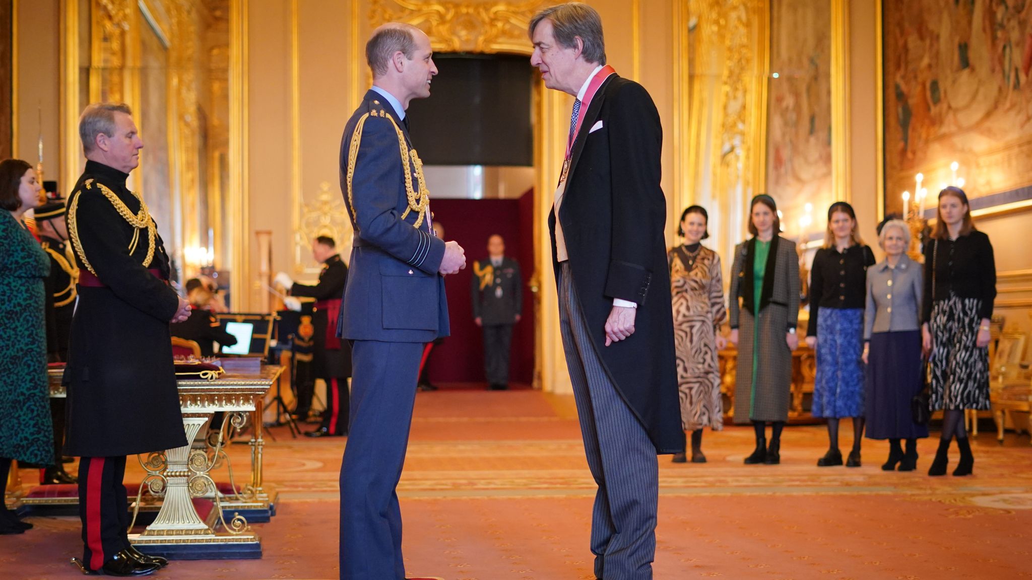 Harry begins journey home to the US - after Prince William hosts first engagement since King's ...