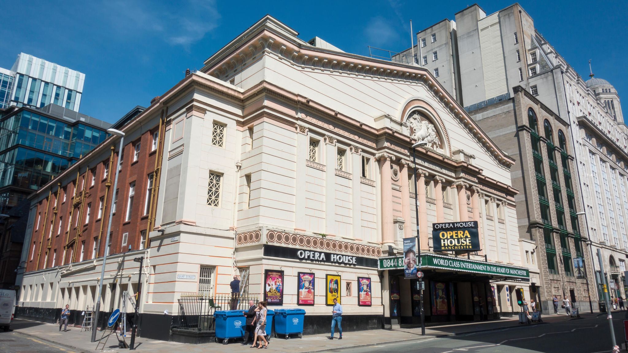 Man arrested after 'fight breaks out' during Swan Lake performance at ...
