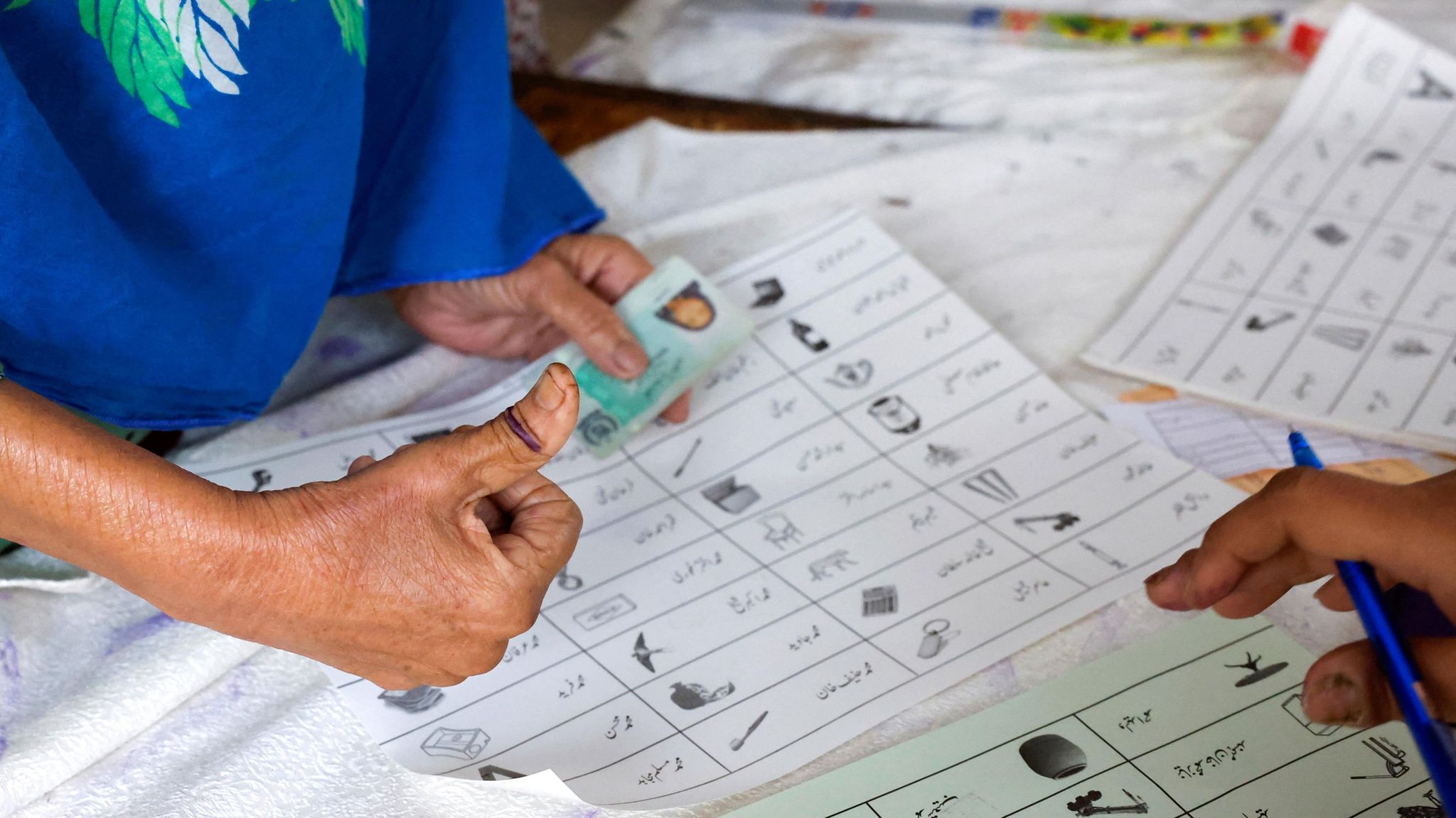 Pakistan PM 'can't guarantee free and fair elections' as country votes ...