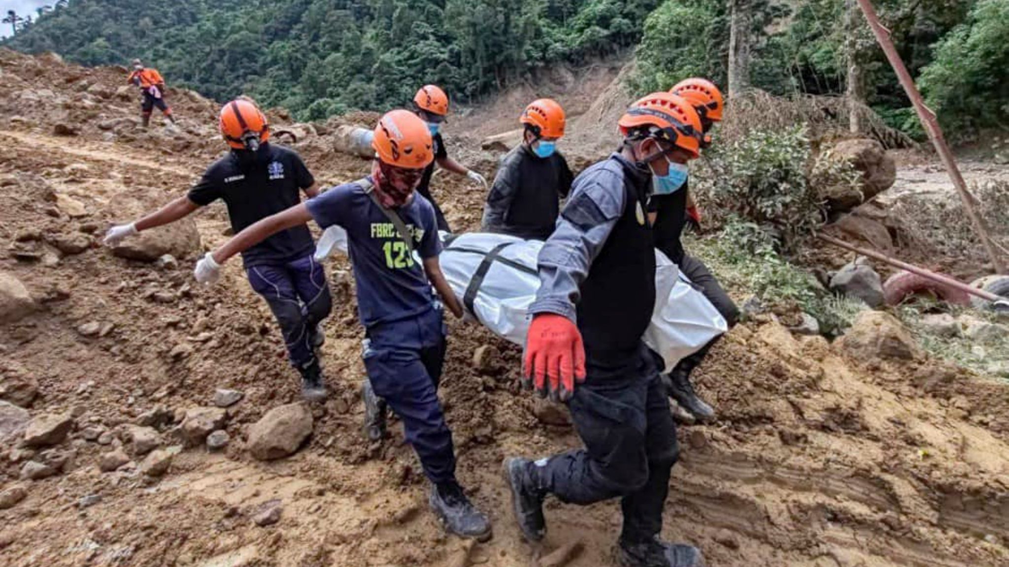 Dozens dead in Philippines landslide | World News | Sky News