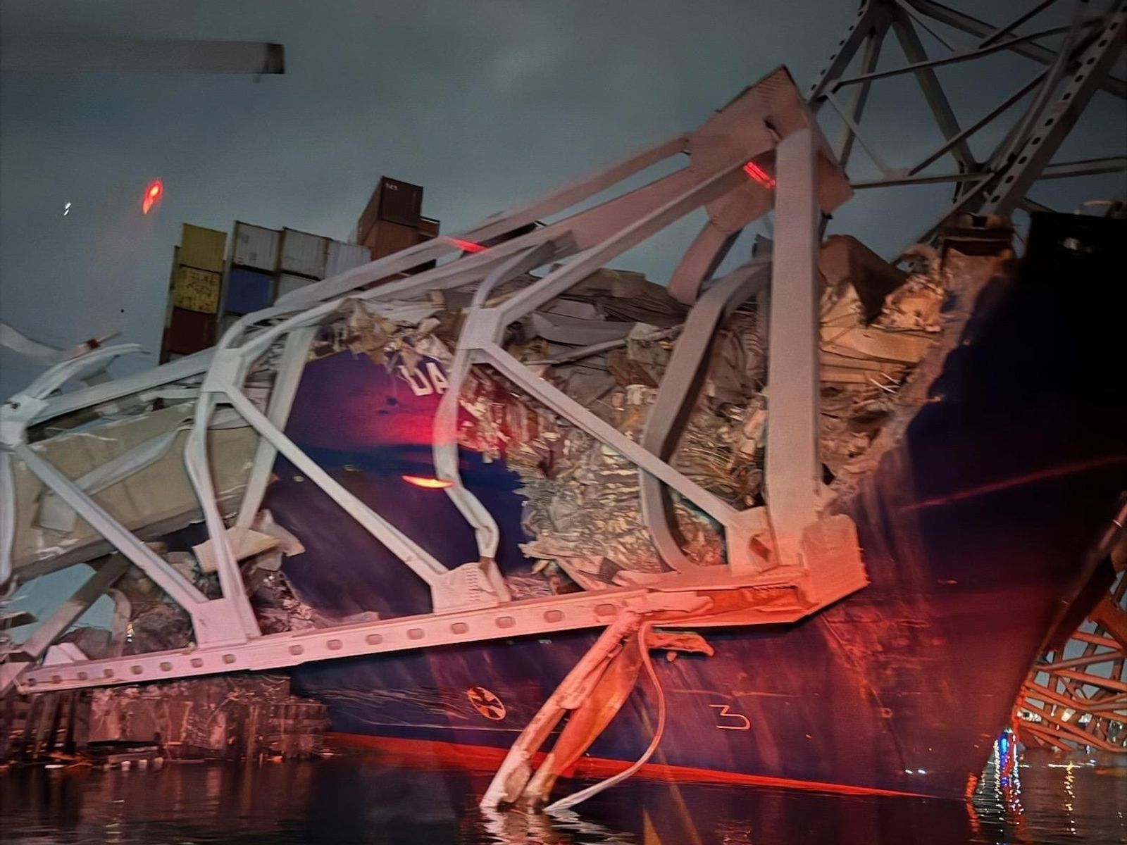 Rescue ongoing as cars and people fall into water after ship strike ...