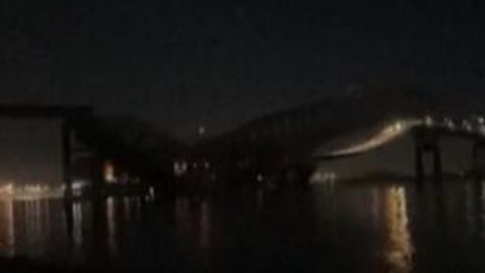 Baltimore bridge: New video shows moment cargo ship crashes into bridge ...