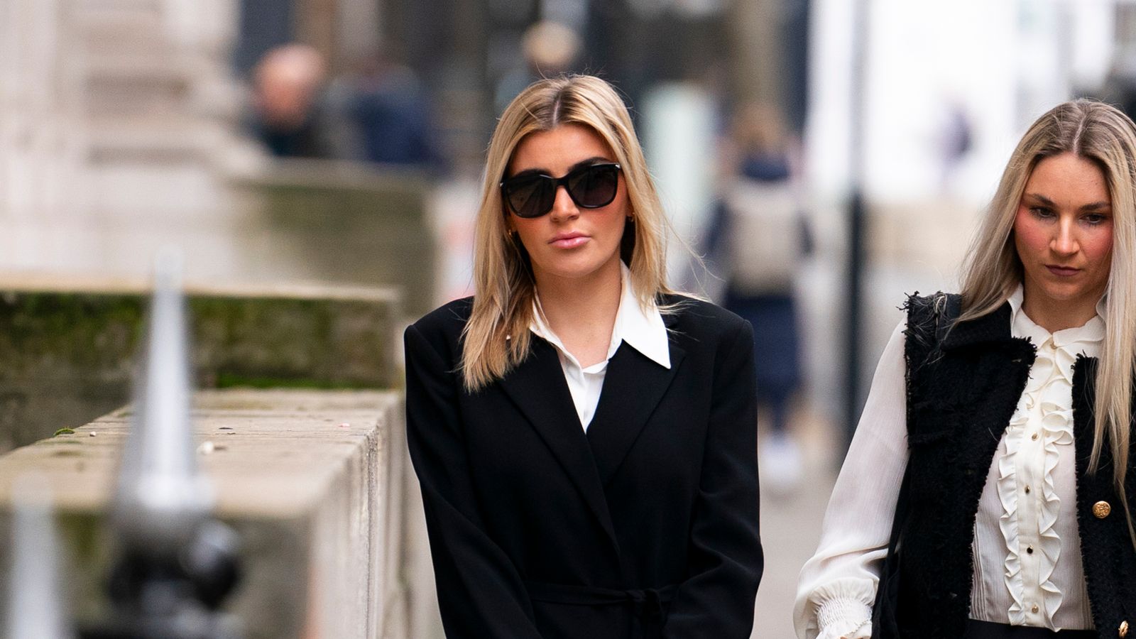 Chloe Othen: Model 'doesn't feel safe in UK' after ex-boyfriend ...