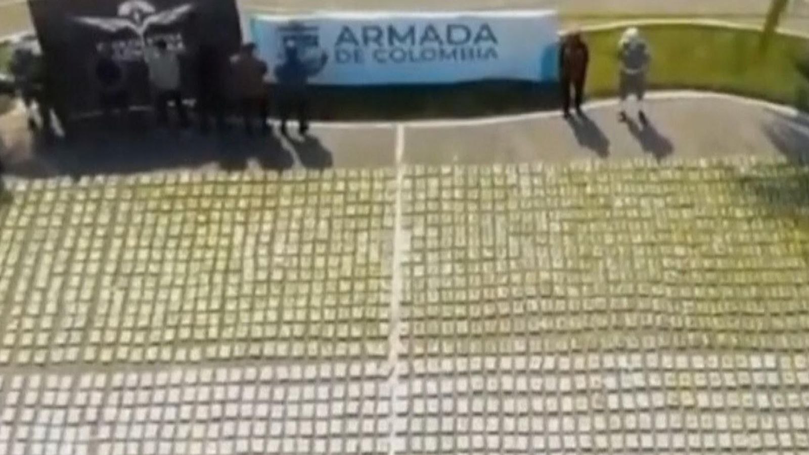 Caribbean: Colombian Navy seizes 2.7 tonnes of cocaine worth £90m ...