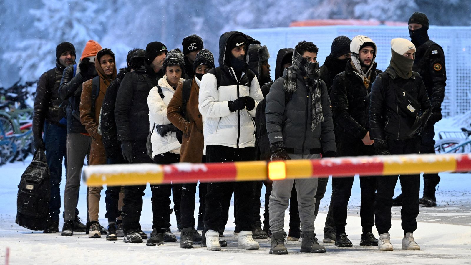 Finland lays out plans to block asylum seekers arriving from Russia ...
