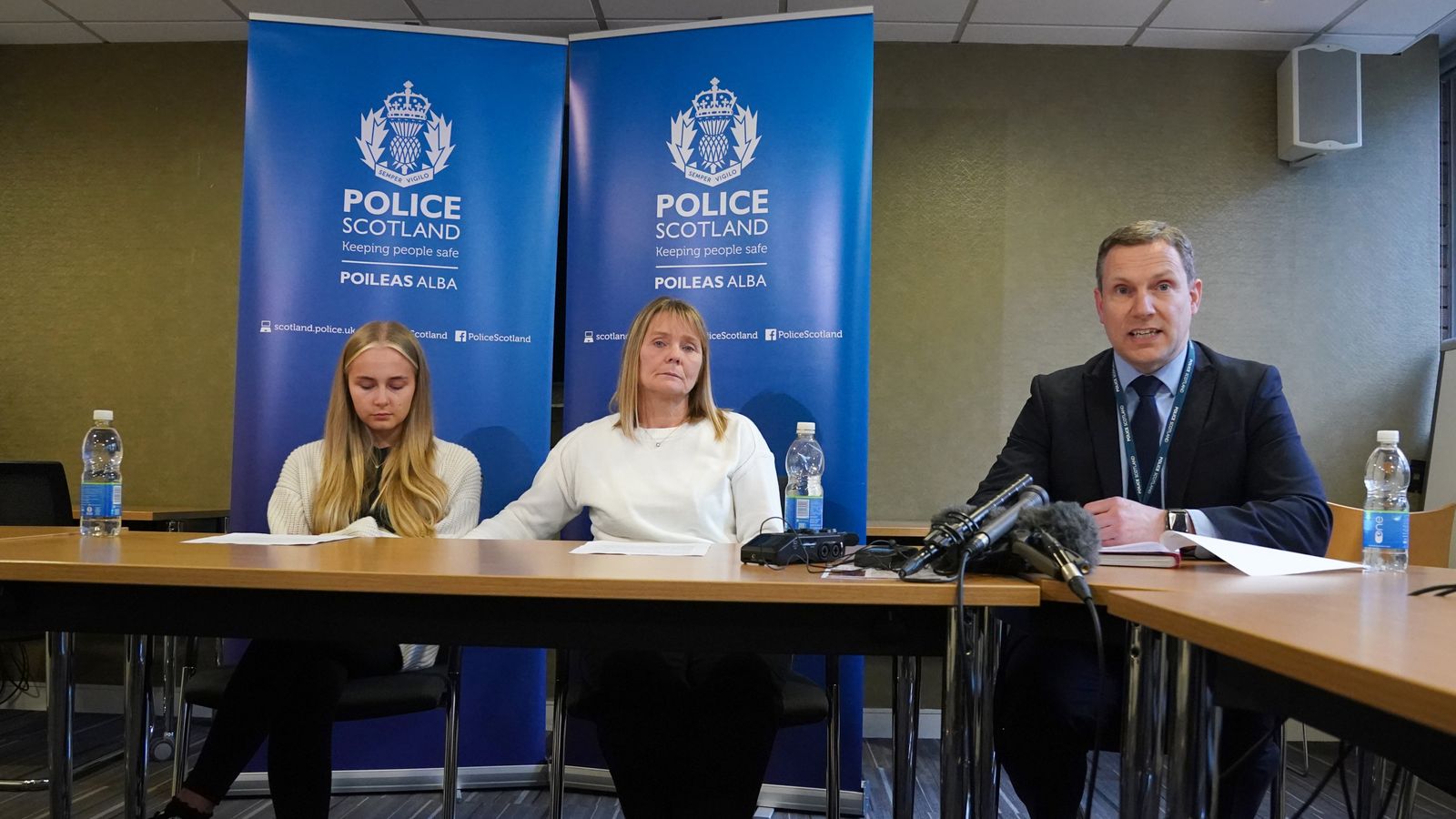 Khasha Smith: Detectives continue to delve into life of missing ...