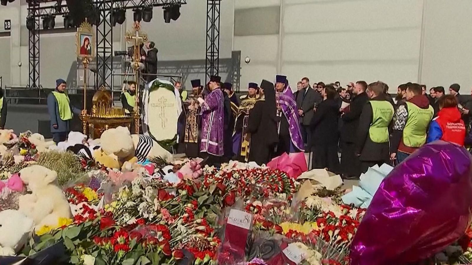 Russia shooting: Church service held at site of Moscow concert hall ...