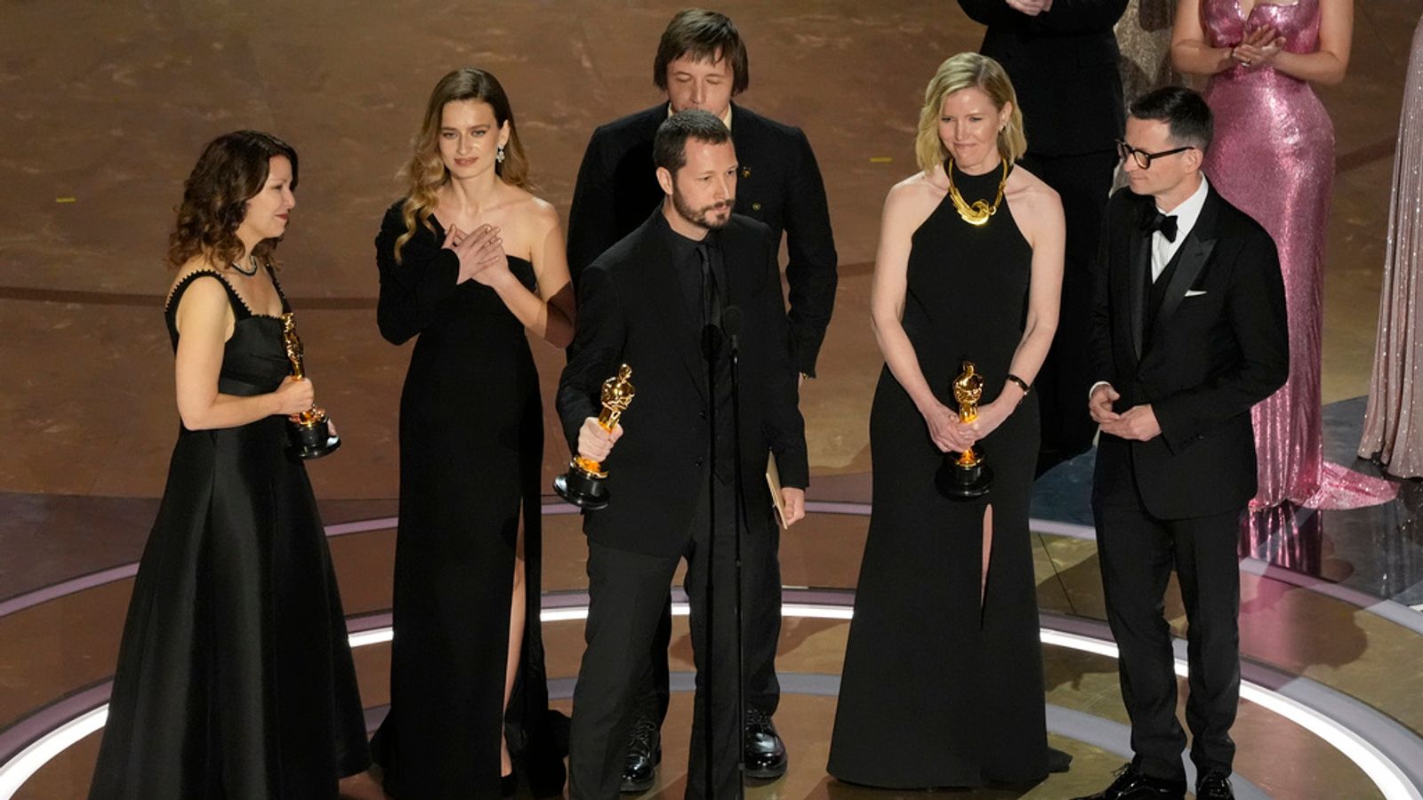 Oscars 2024: Oppenheimer takes best film as Al Pacino makes slip-up ...