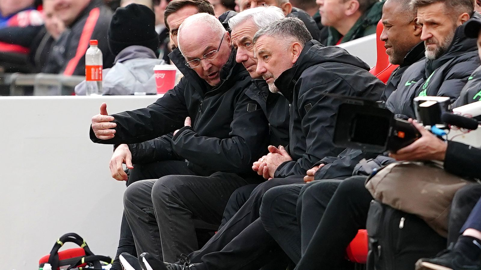 Sven-Goran Eriksson 'in tears' as he fulfils dying wish of managing ...