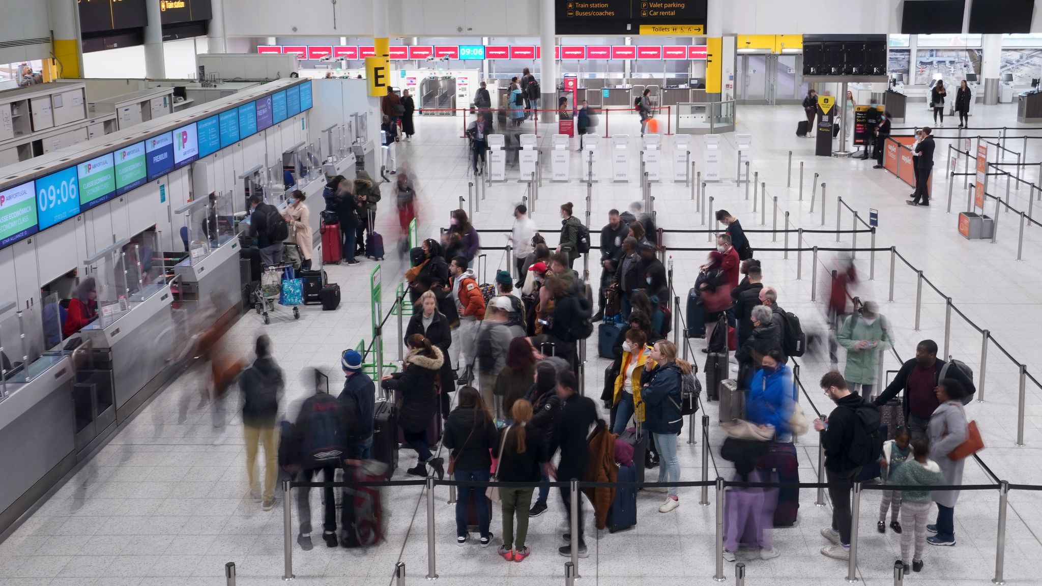 Easter travel warning with '14 million' holiday road journeys, record numbers at airports and ...