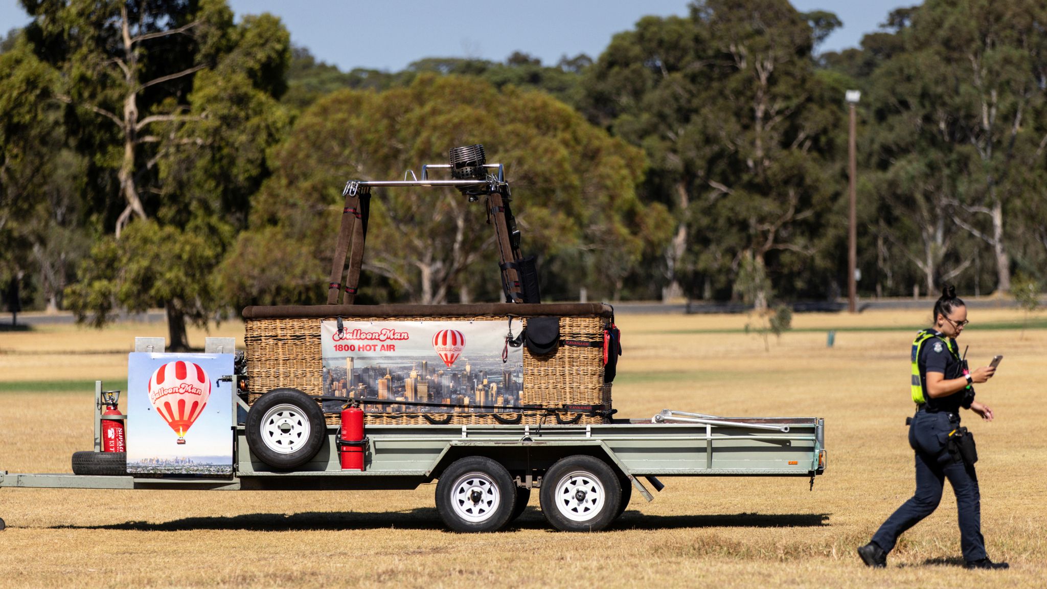 Man dies after falling from hot air balloon in Australia | World News ...