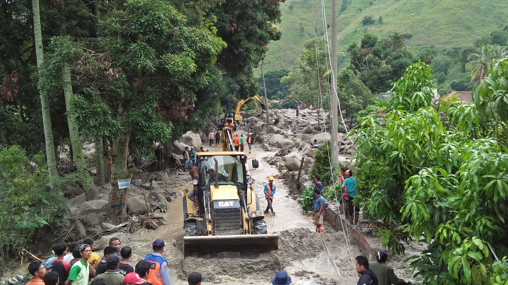 Indonesia Landslide New Age | 11 People Dead, 35 Missing After