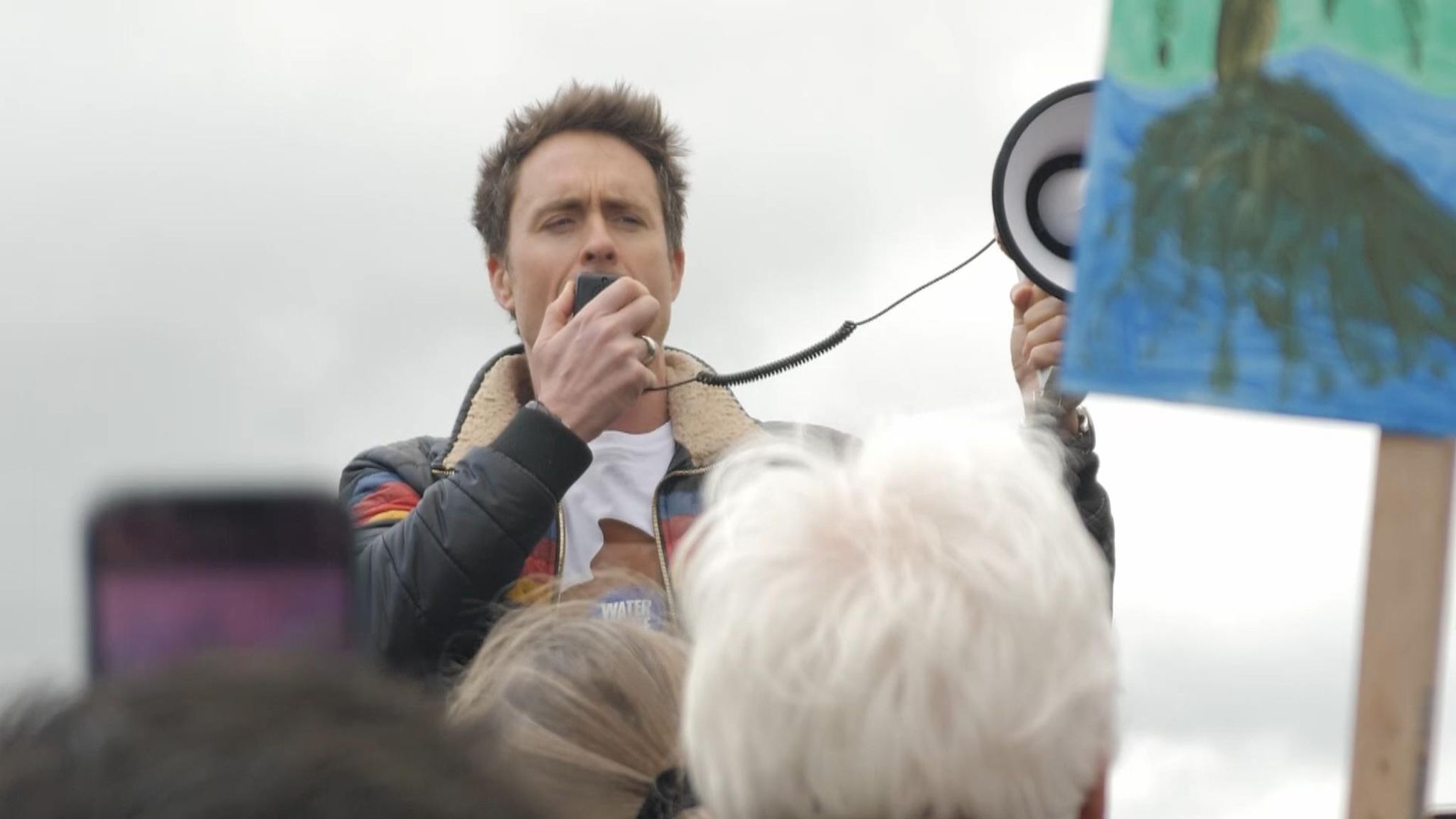 The Crown actor condemns Southern Water over raw sewage pumped into ...