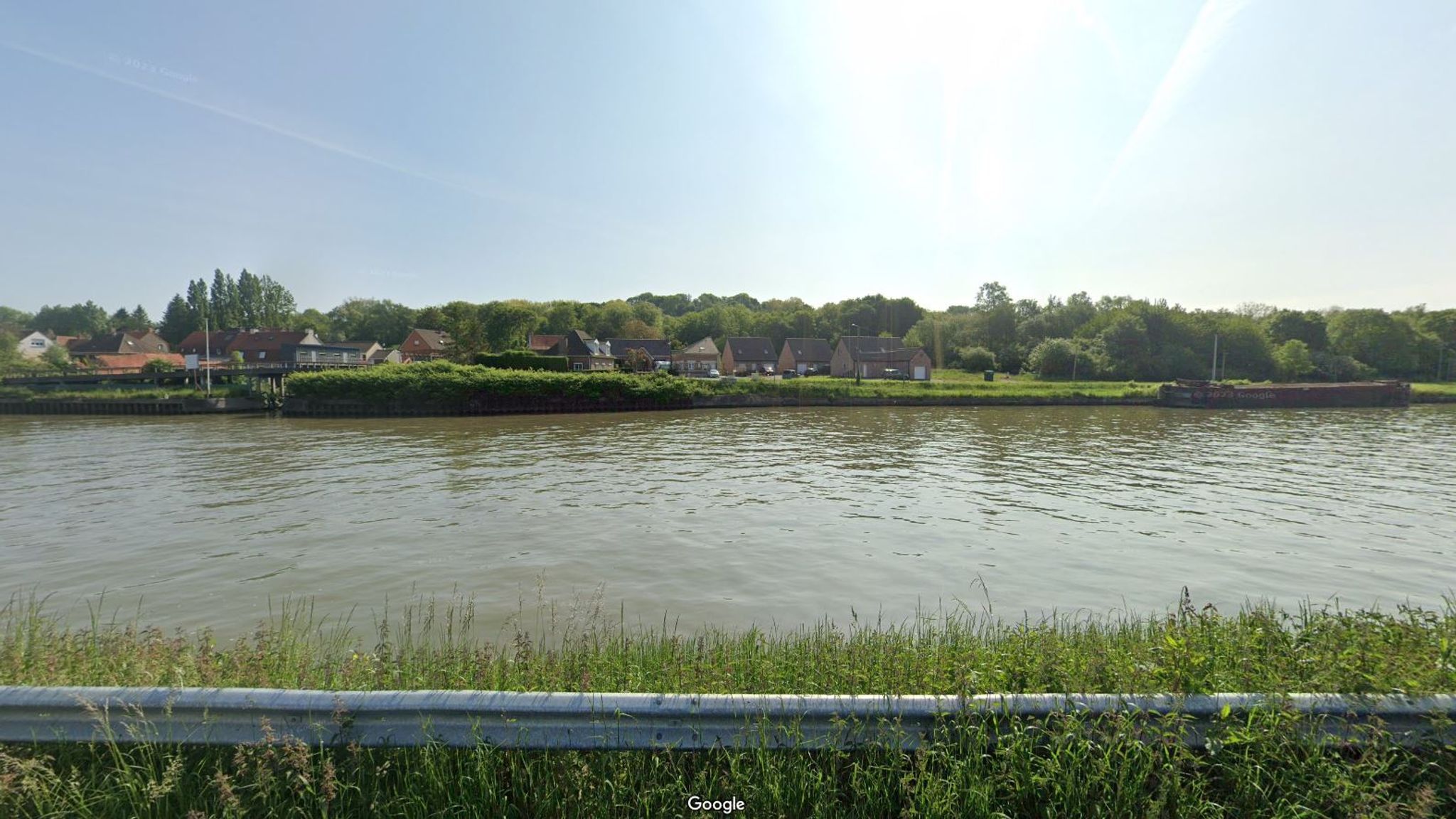 Girl, 7, drowns in northern France as migrants attempt to cross Channel ...