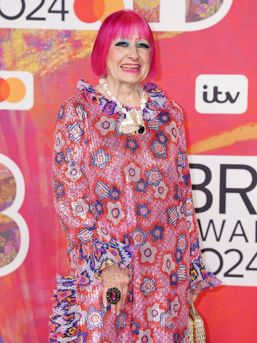 Brit Awards: Red carpet fashion as celebs and stars arrive for ceremony ...
