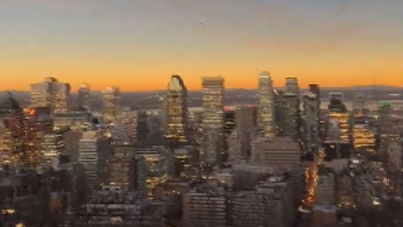 Montreal: Crowds gather as Eclipse plunges city into darkness | World ...