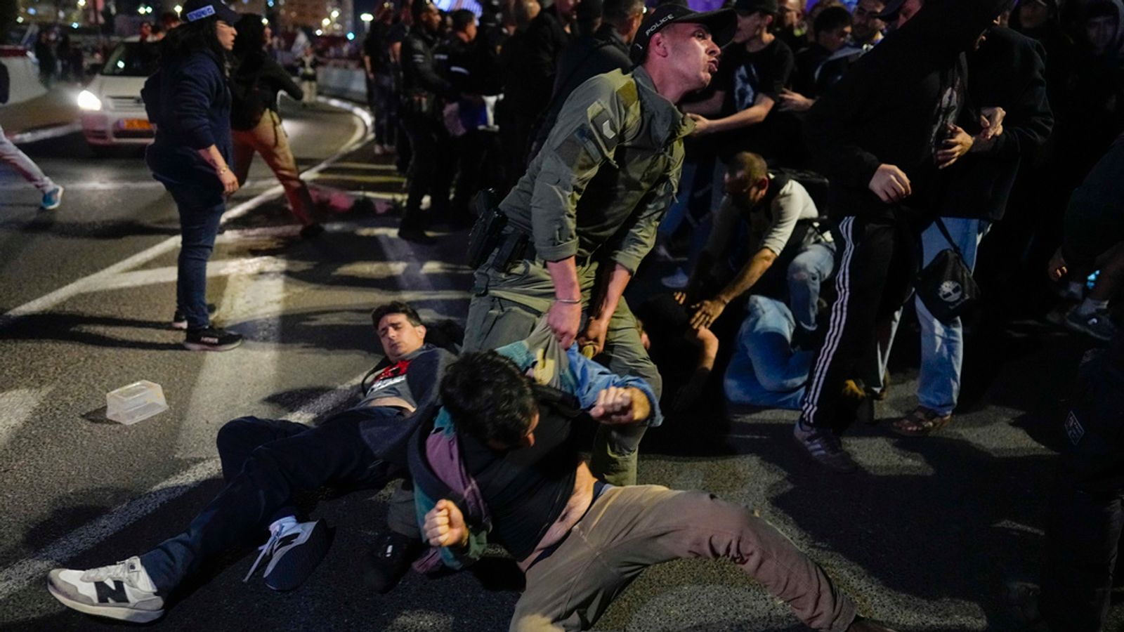 Tens of thousands stage anti-government protests in Israel as Benjamin ...