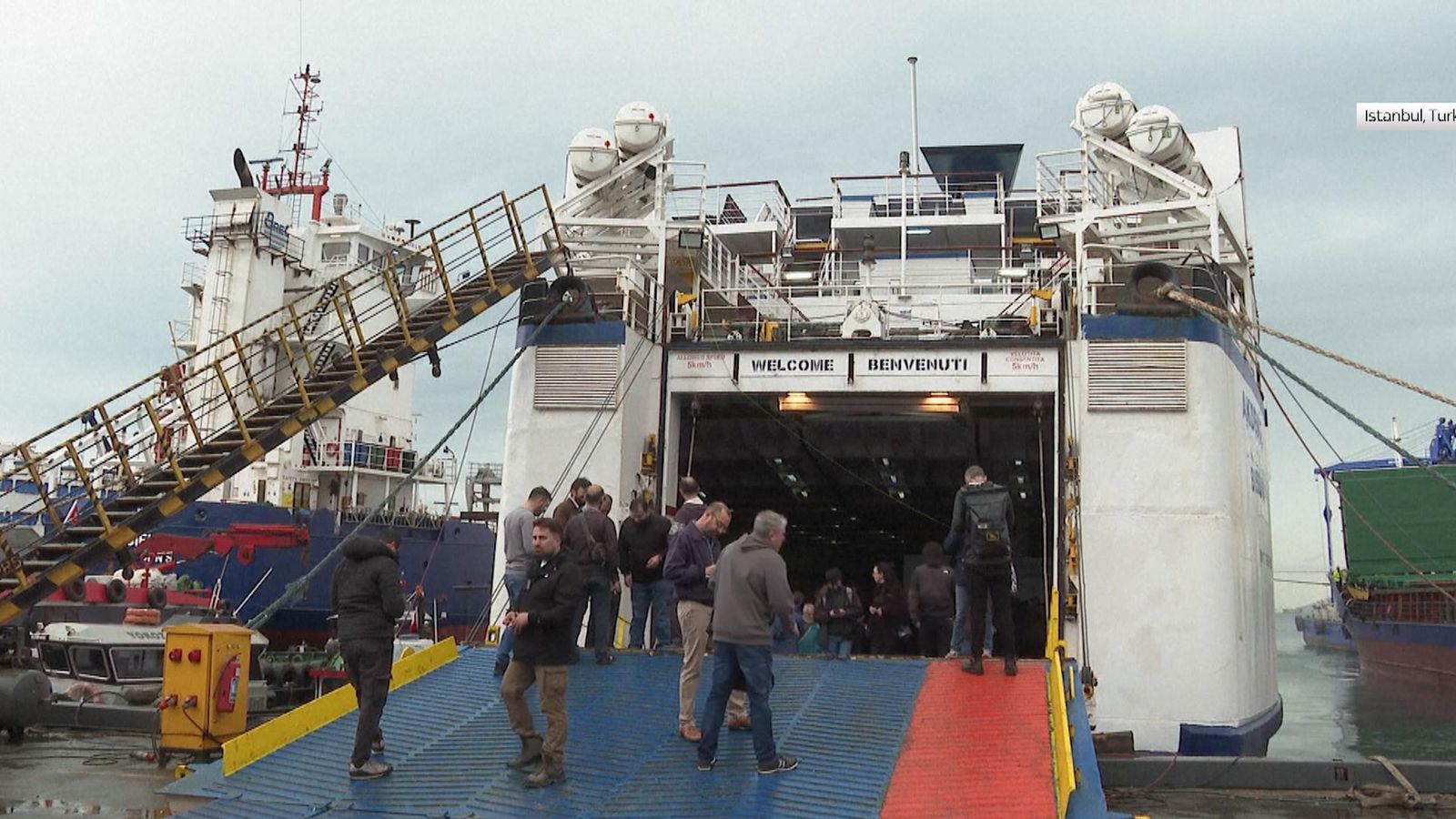 Gaza: Aid ship prepares to break Israeli blockade and deliver aid to ...
