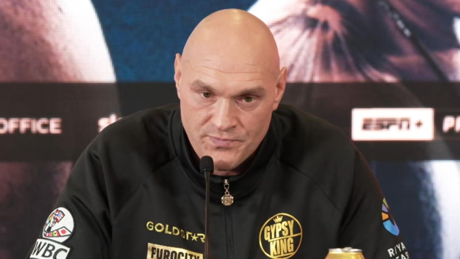 Tyson Fury disses Usyk's 'broken English' ahead of upcoming fight next ...