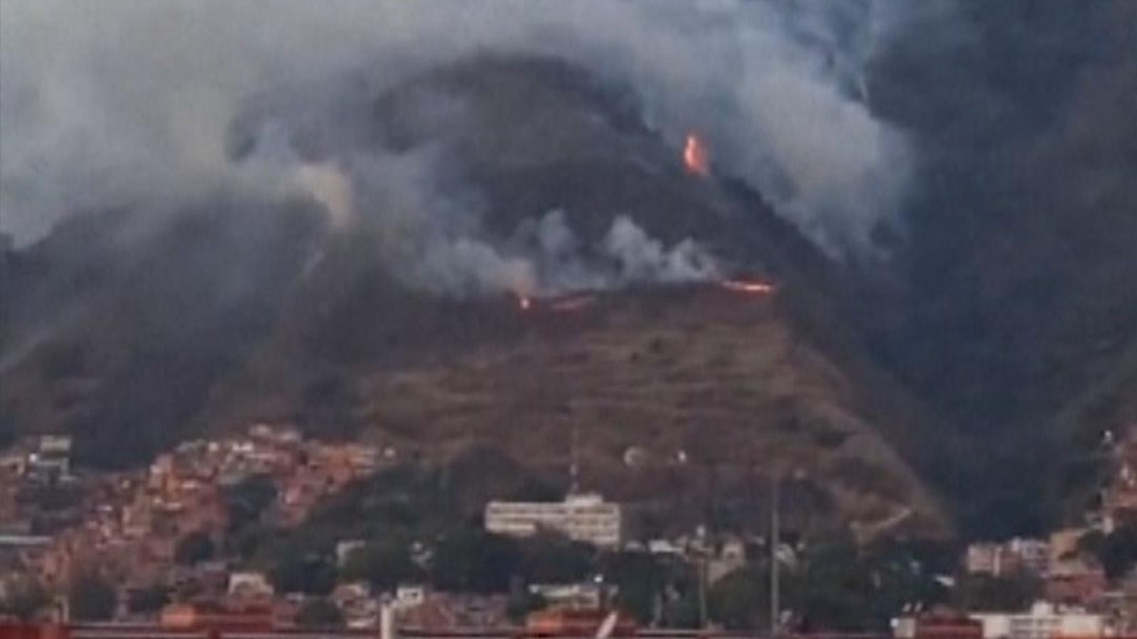 Venezuela: Wildfires break out in mountains around Caracas in record ...