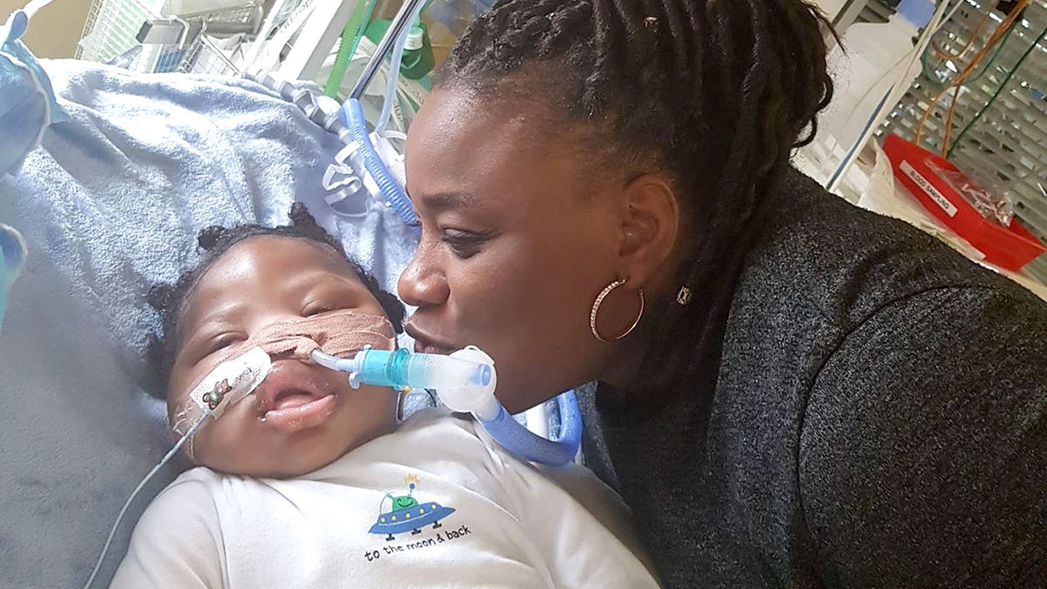 Parents in legal fight to allow them to name doctors who treated their ...