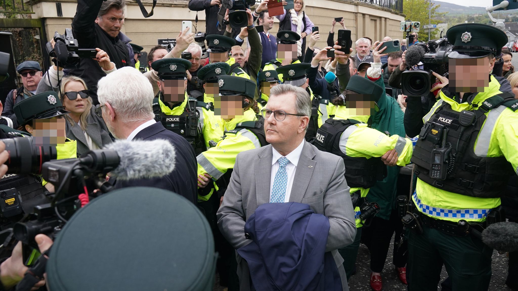 Ex-DUP leader Jeffrey Donaldson in court charged with rape - his wife ...