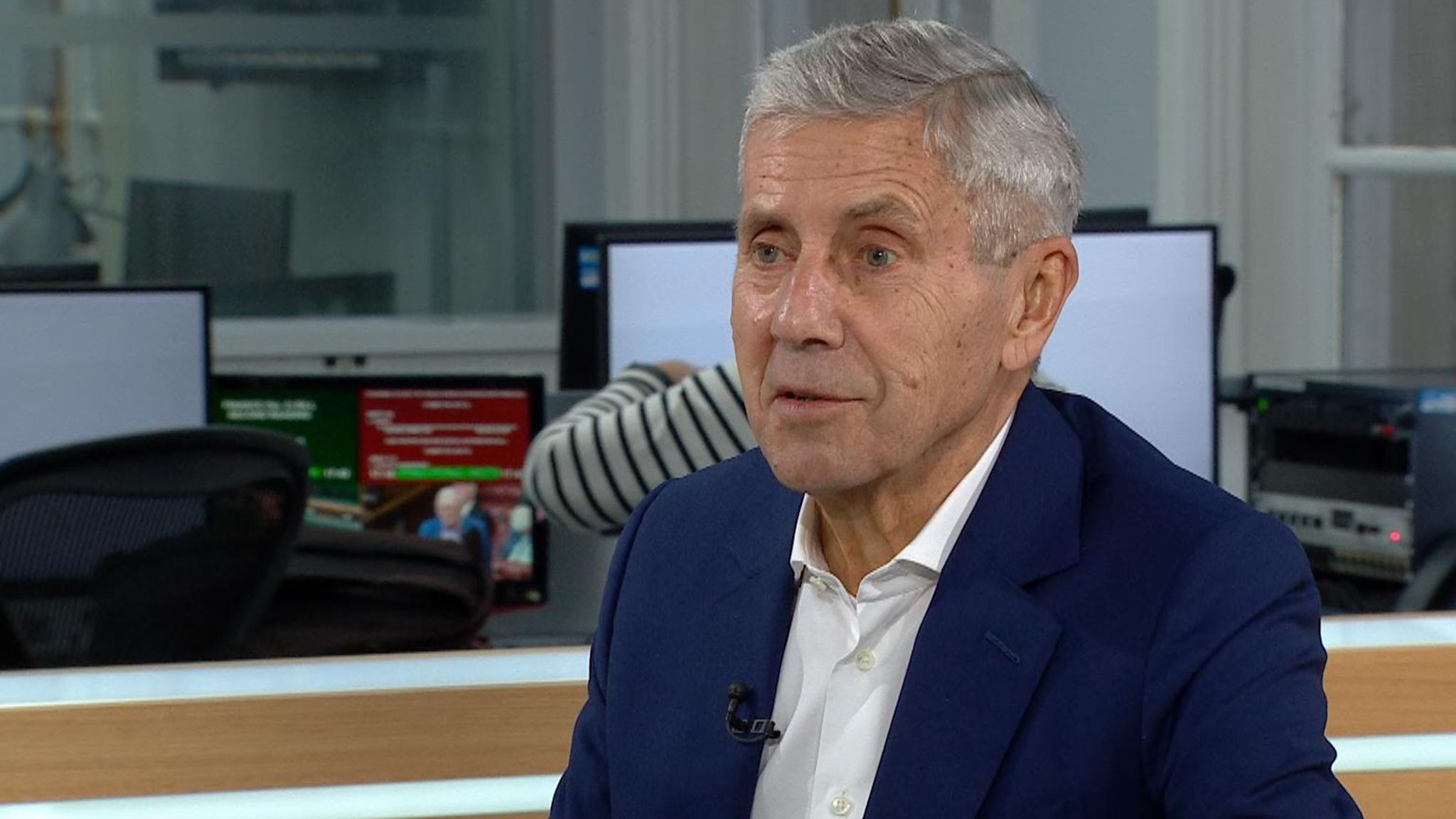 Lord Rose calls for election 'sooner rather than later' as he delivers ...