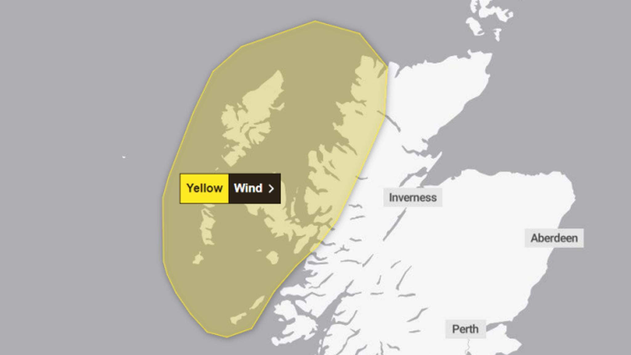 Weather: Major tourist attraction closes and planes struggle to land as ...