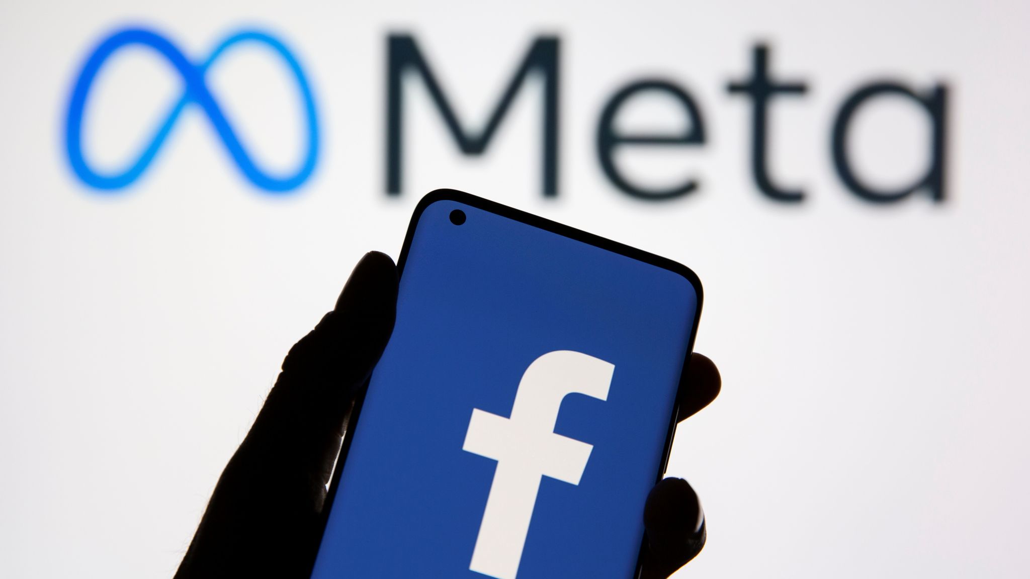 Meta shares take $125bn hit as Facebook owner raises spending forecasts ...