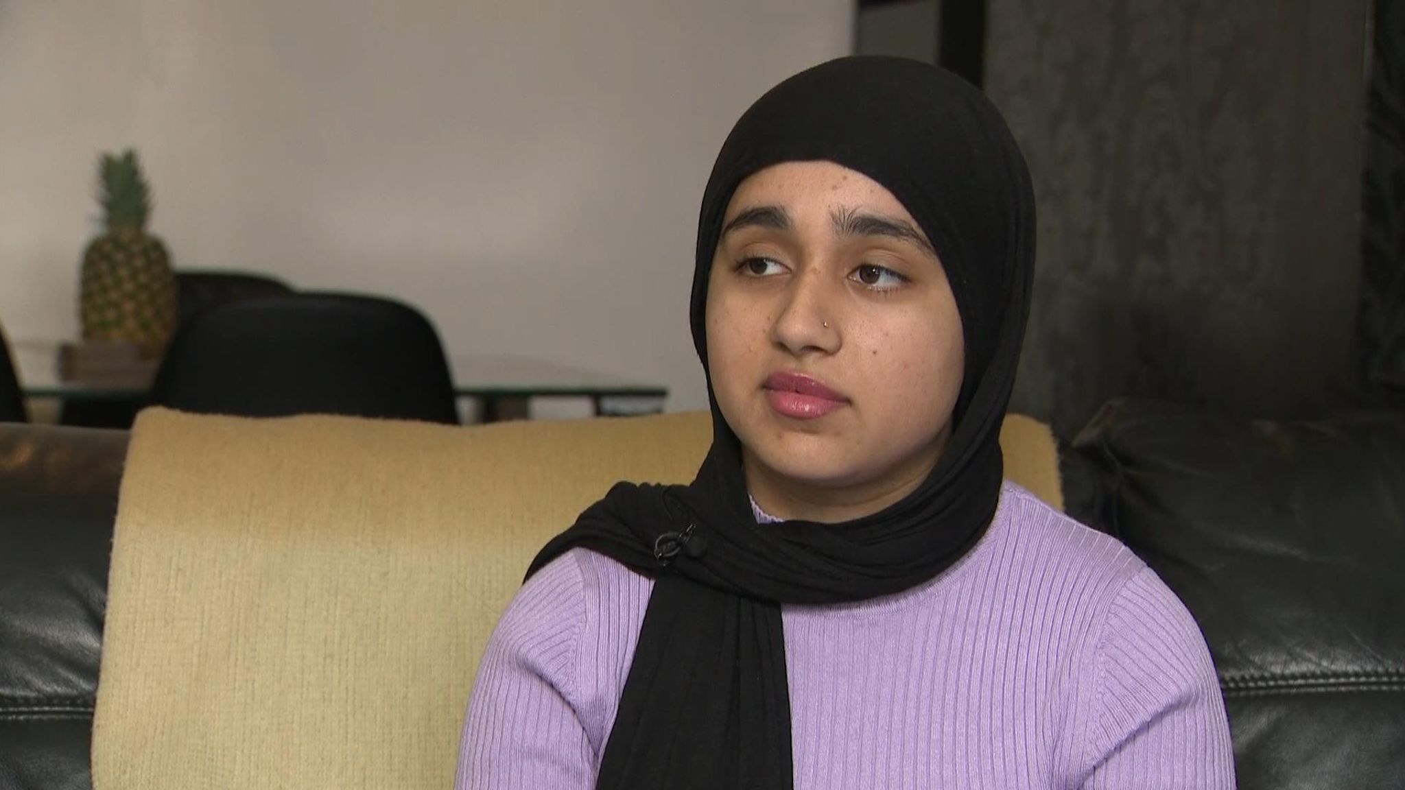 'Debilitating' period pains causing 'one in three' girls to miss school ...