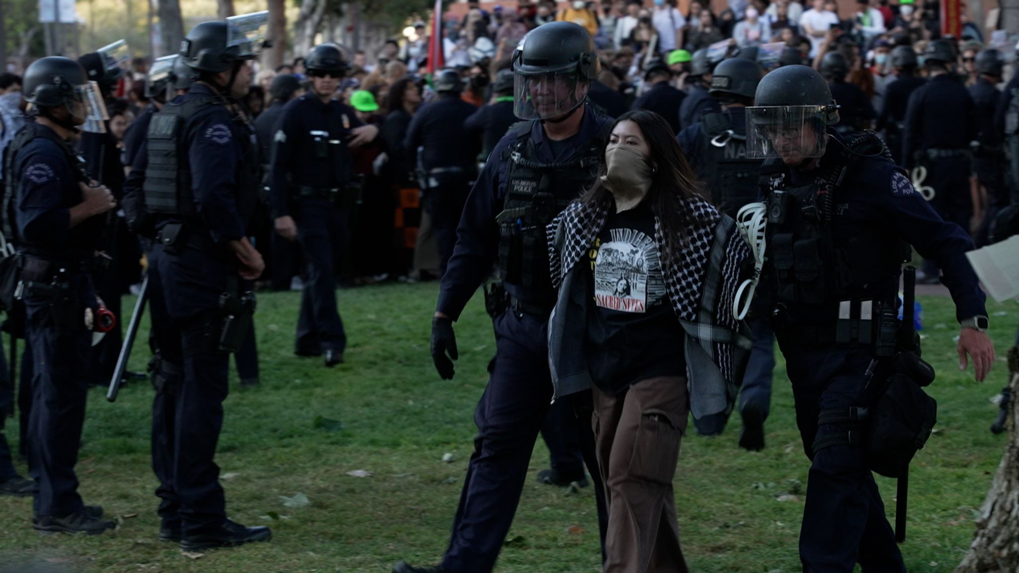 Dozens arrested in US as student protests over Gaza spread across ...