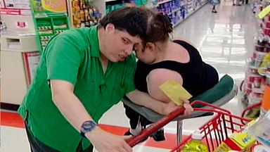 World's oldest conjoined twins Lori and George Schappell die aged 62 ...