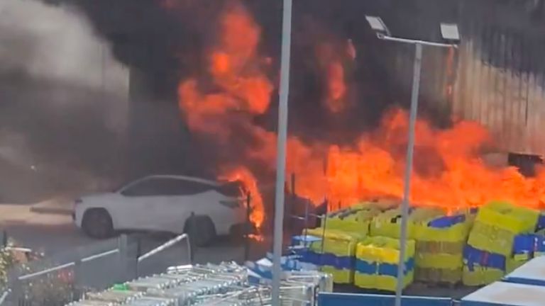Huge fire breaks out at Evri warehouse in Bristol | UK News | Sky News