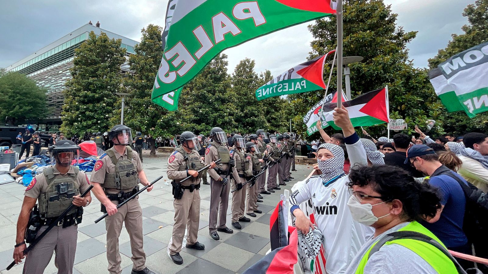 In pictures: The wave of protests against Gaza war at universities ...