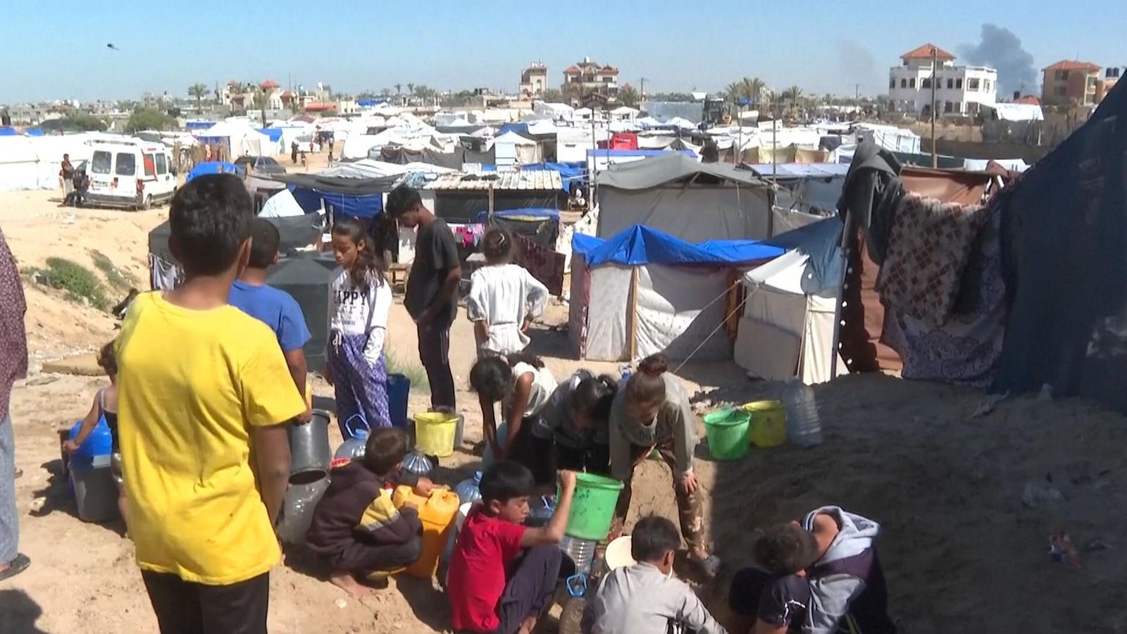 Israel-Hamas war: Displaced Palestinians facing harsh conditions in ...