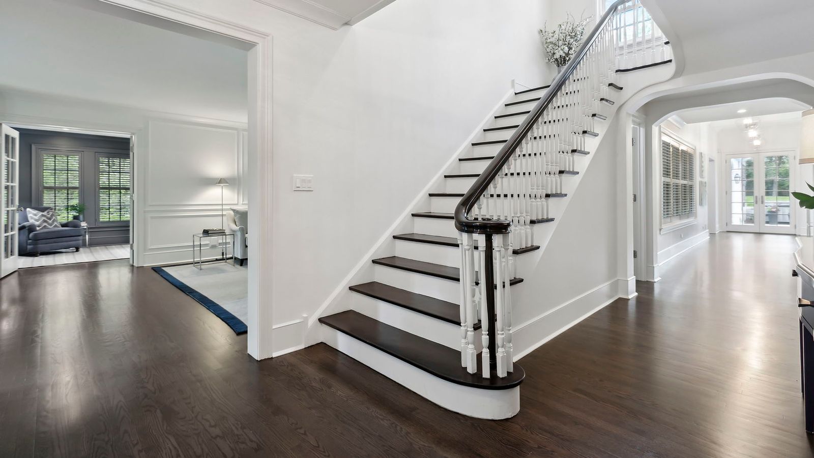 Home Alone house goes up for sale - here's what it looks like inside ...