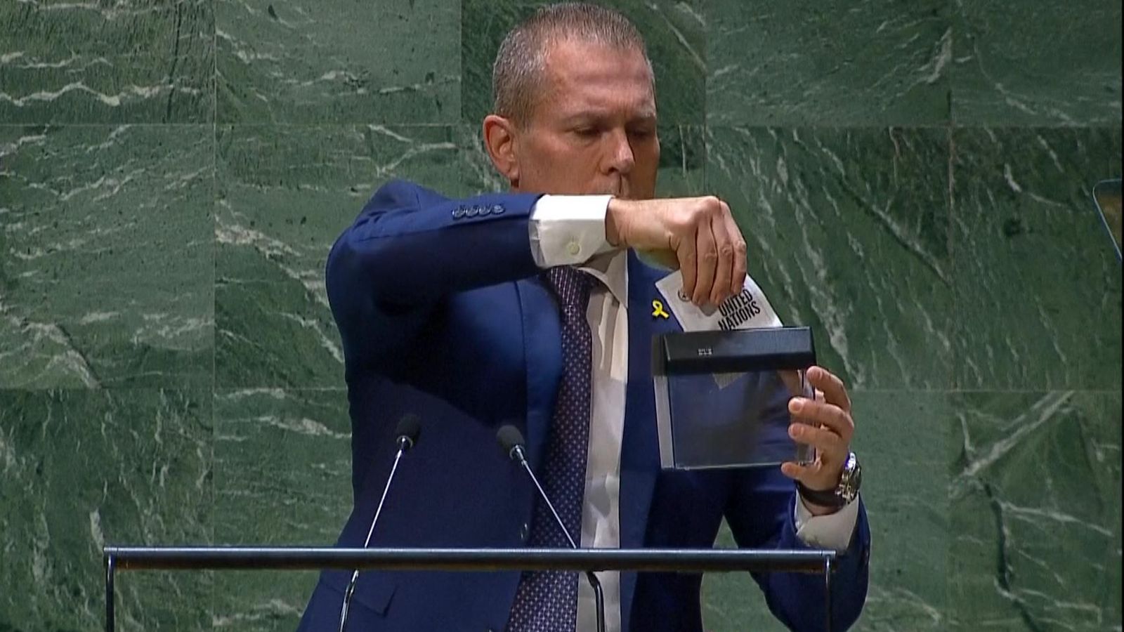 Israeli ambassador to United Nations shreds 'copy of UN charter ... Israeli ambassador to United Nations shreds 'copy of UN charter ...