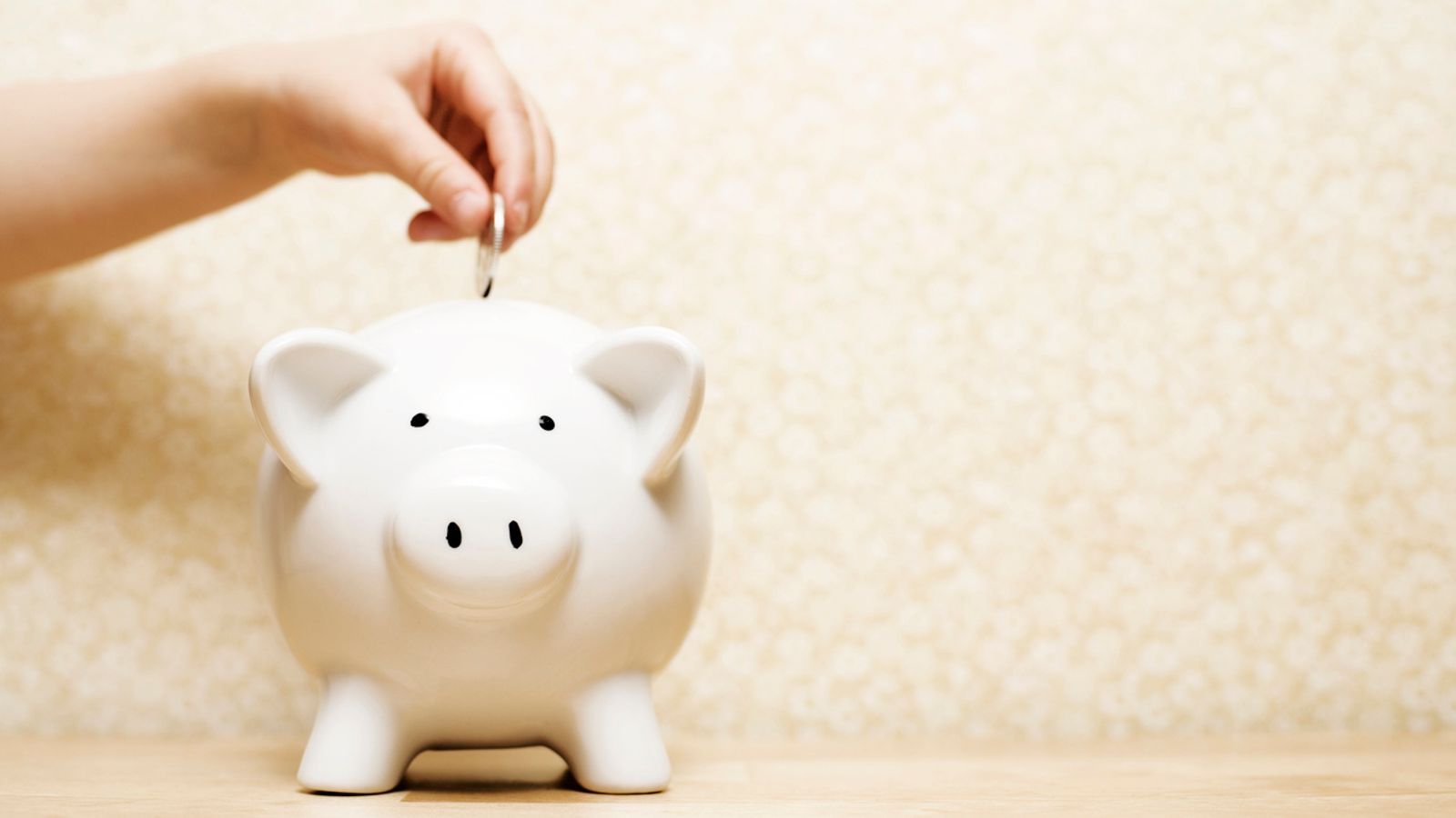 Money blog: Britons pulling more cash from pensions in run up to budget ...