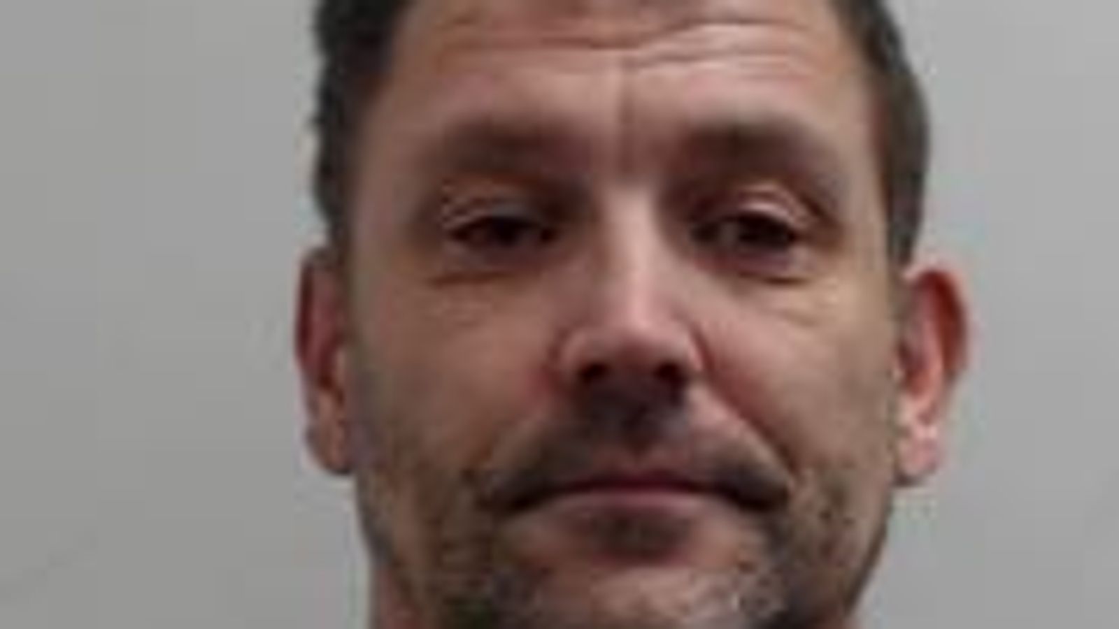 Craig McQuillian: Courier captured on CCTV trying to burn down ...