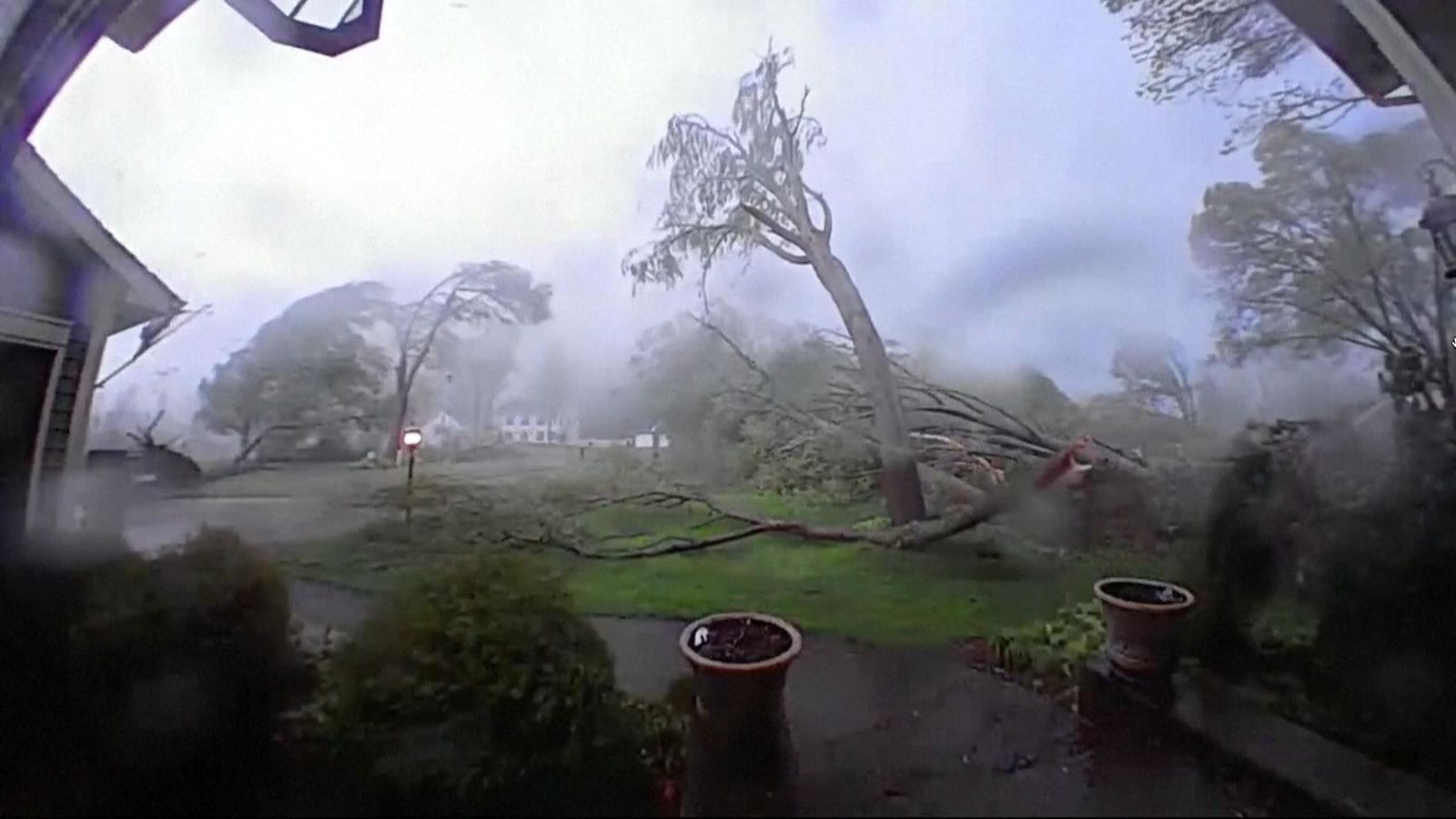 Extreme weather: Fatal thunderstorm sweeps parts of the US | News UK ...