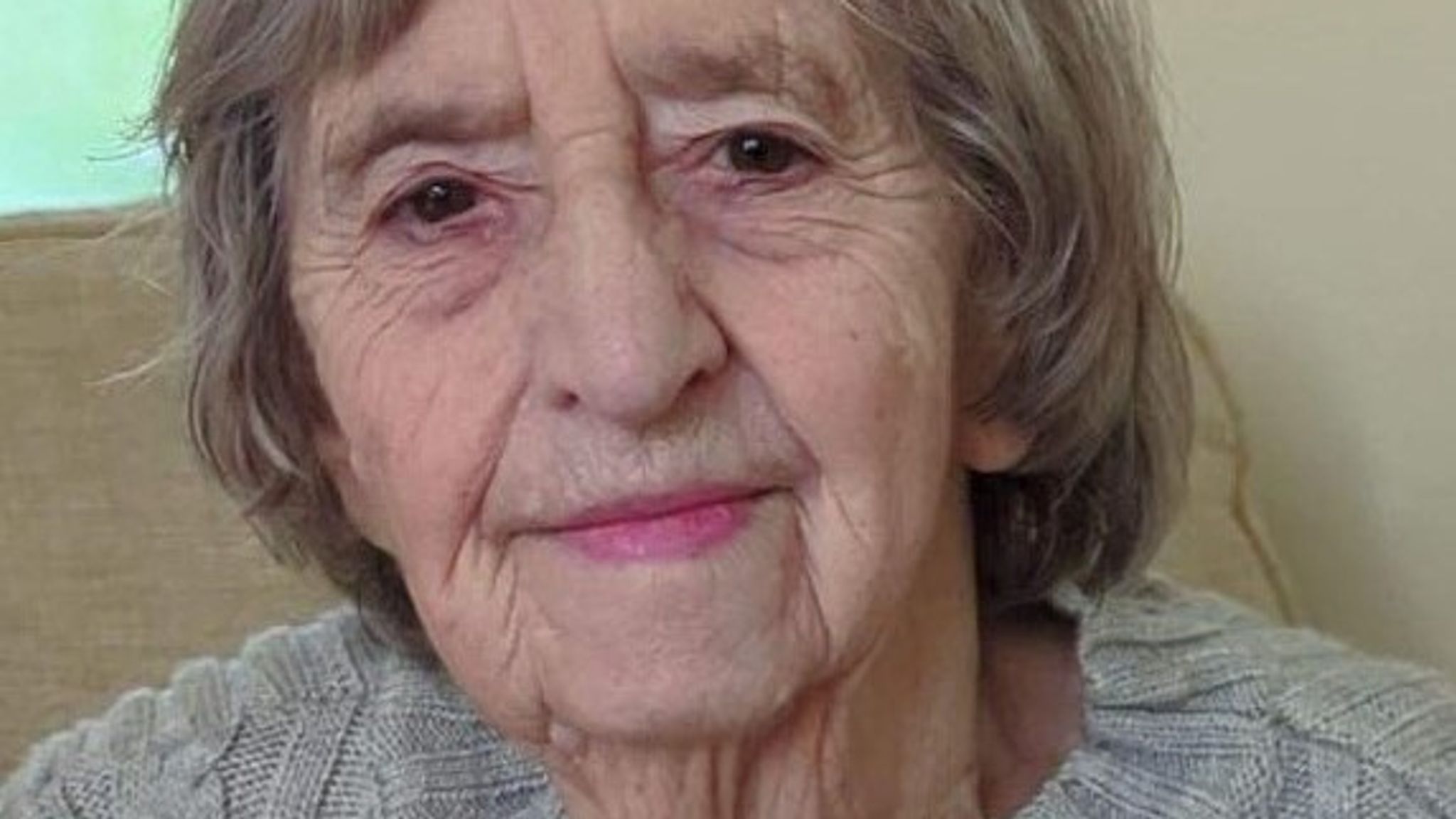 Hampshire: Man, 26, charged with murder after pensioner dies in house ...