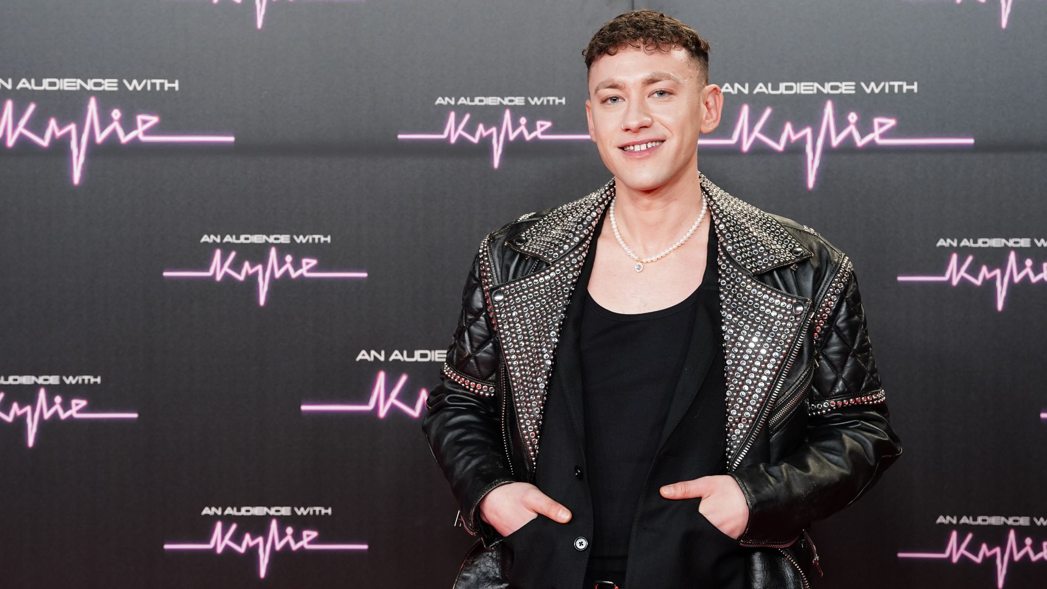 Olly Alexander addresses 'extreme' remarks from fans on Israel's ...