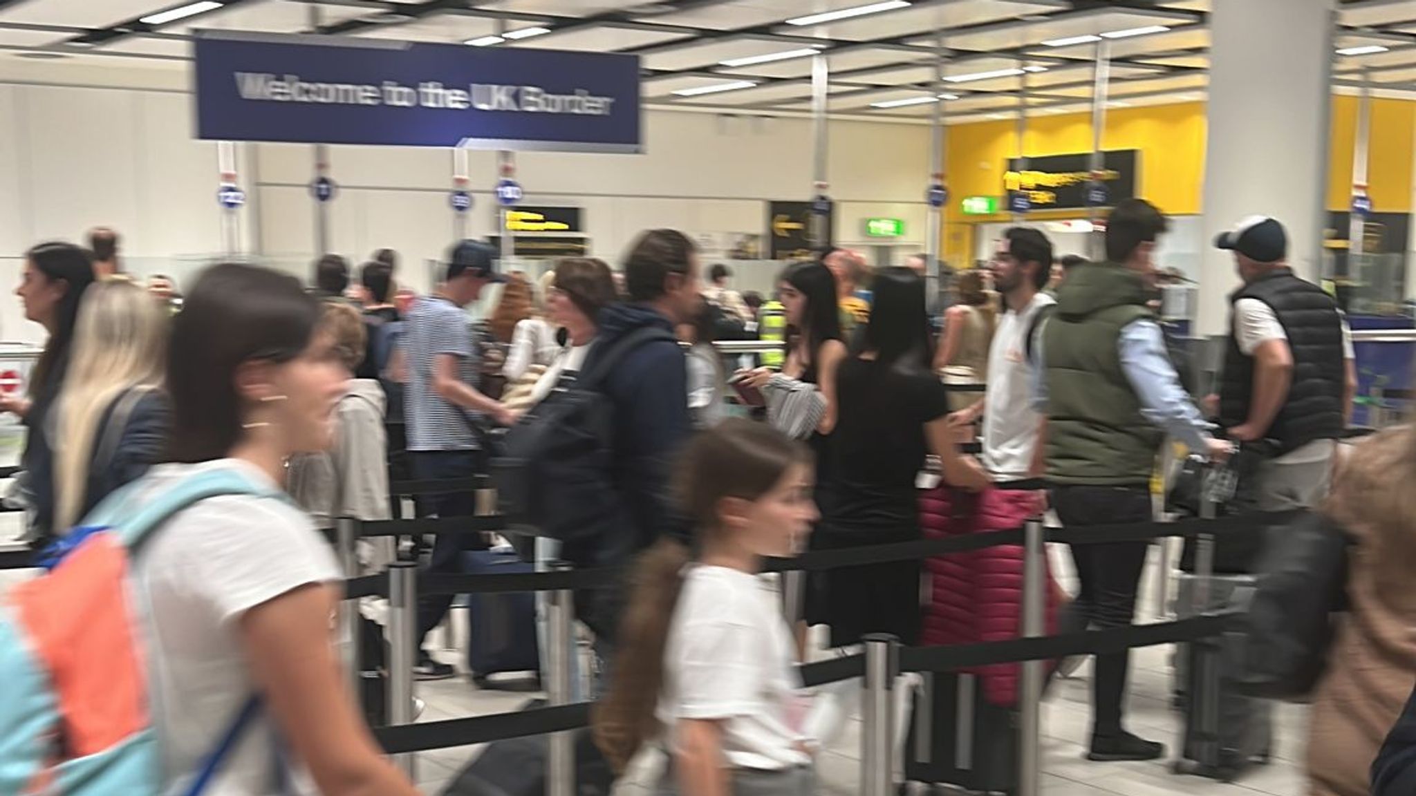 Travel chaos at airports across UK - as London and Manchester confirm nationwide border issue ...