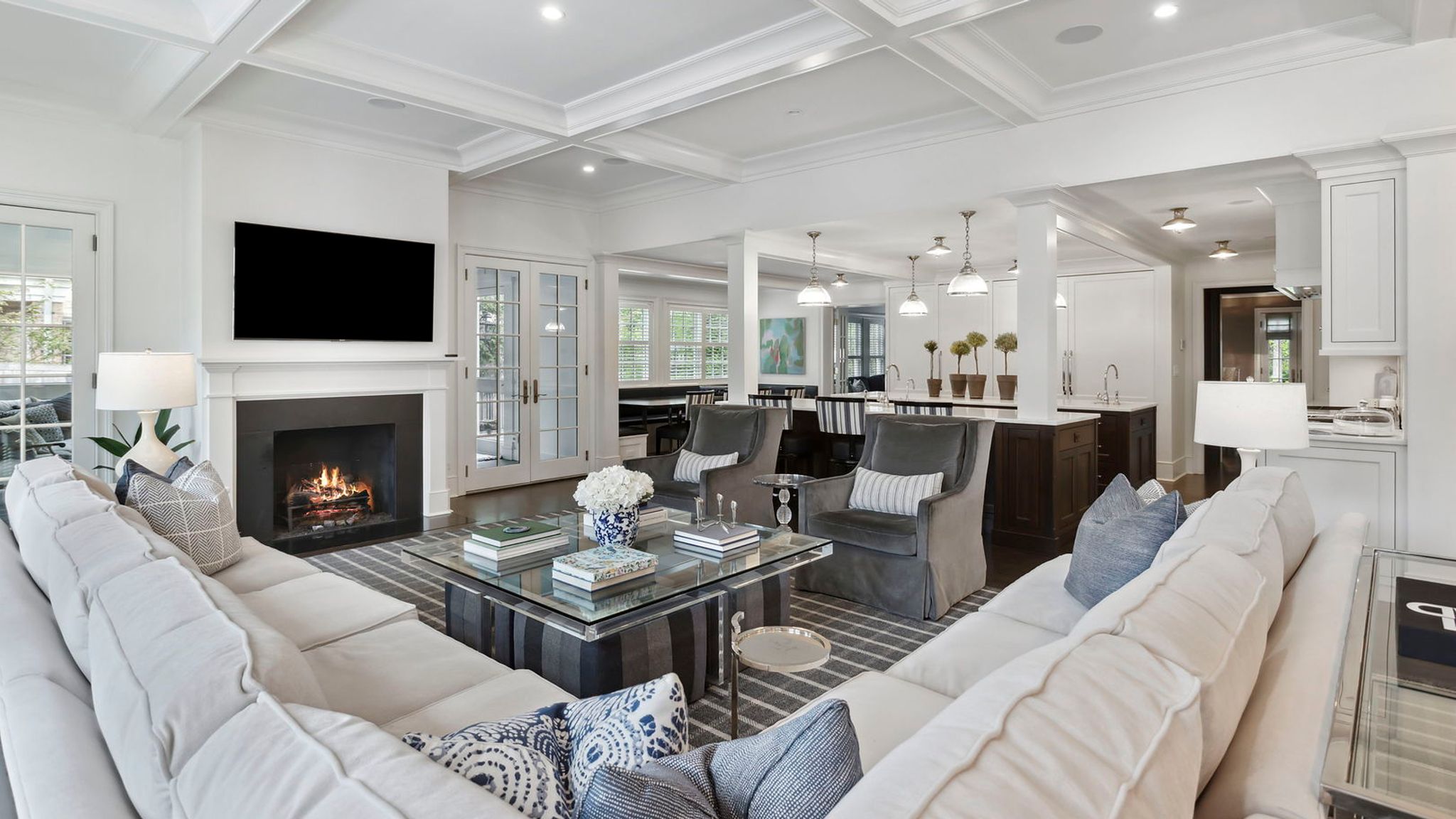 Home Alone house goes up for sale - here's what it looks like inside ...