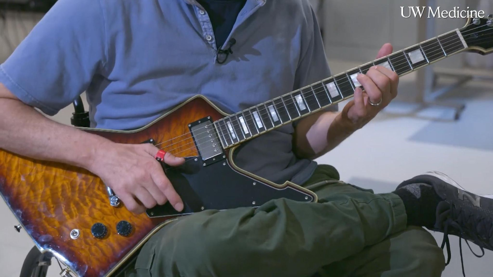 'Extraordinary' device could let paralysed people regain movement in ...