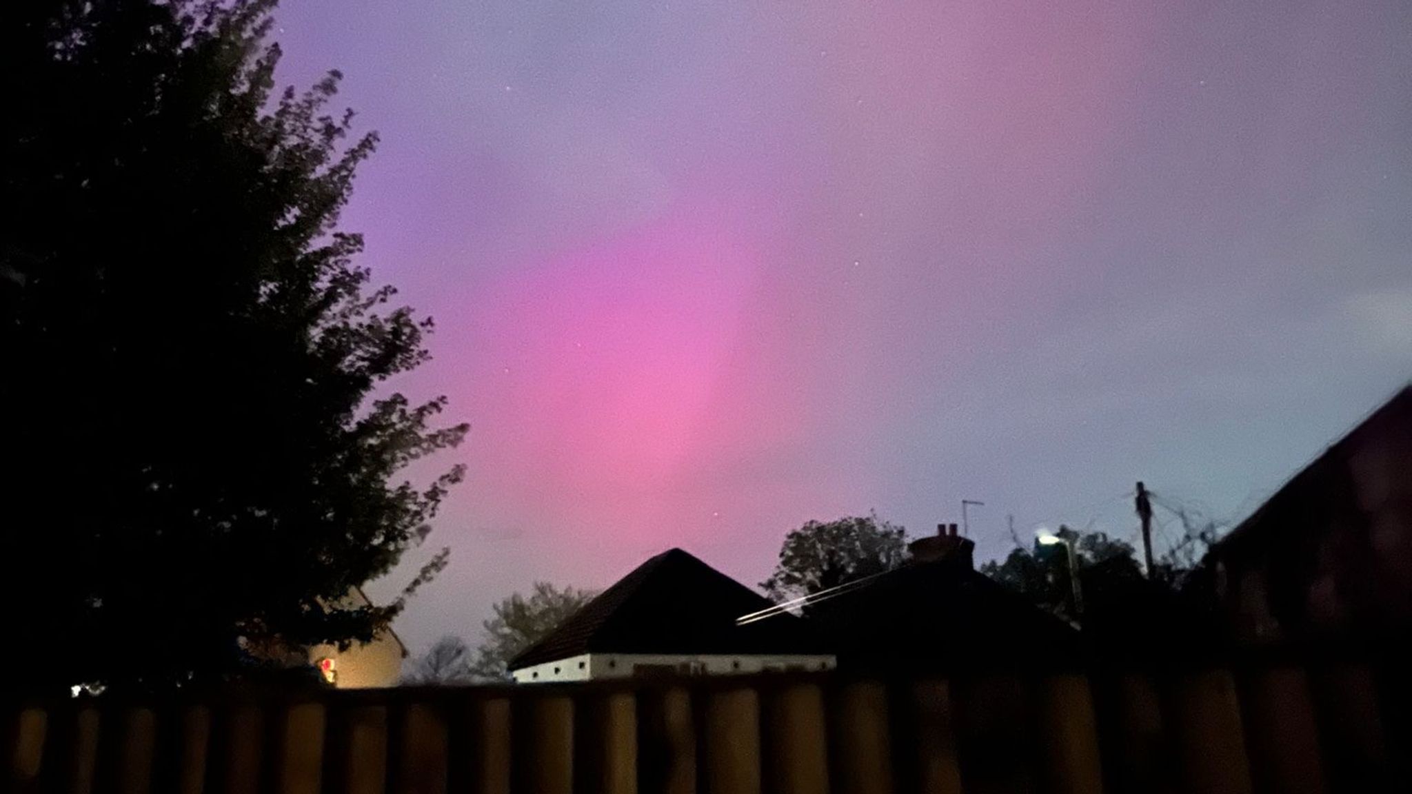 Northern Lights glow up skies across UK - see best pictures here ...