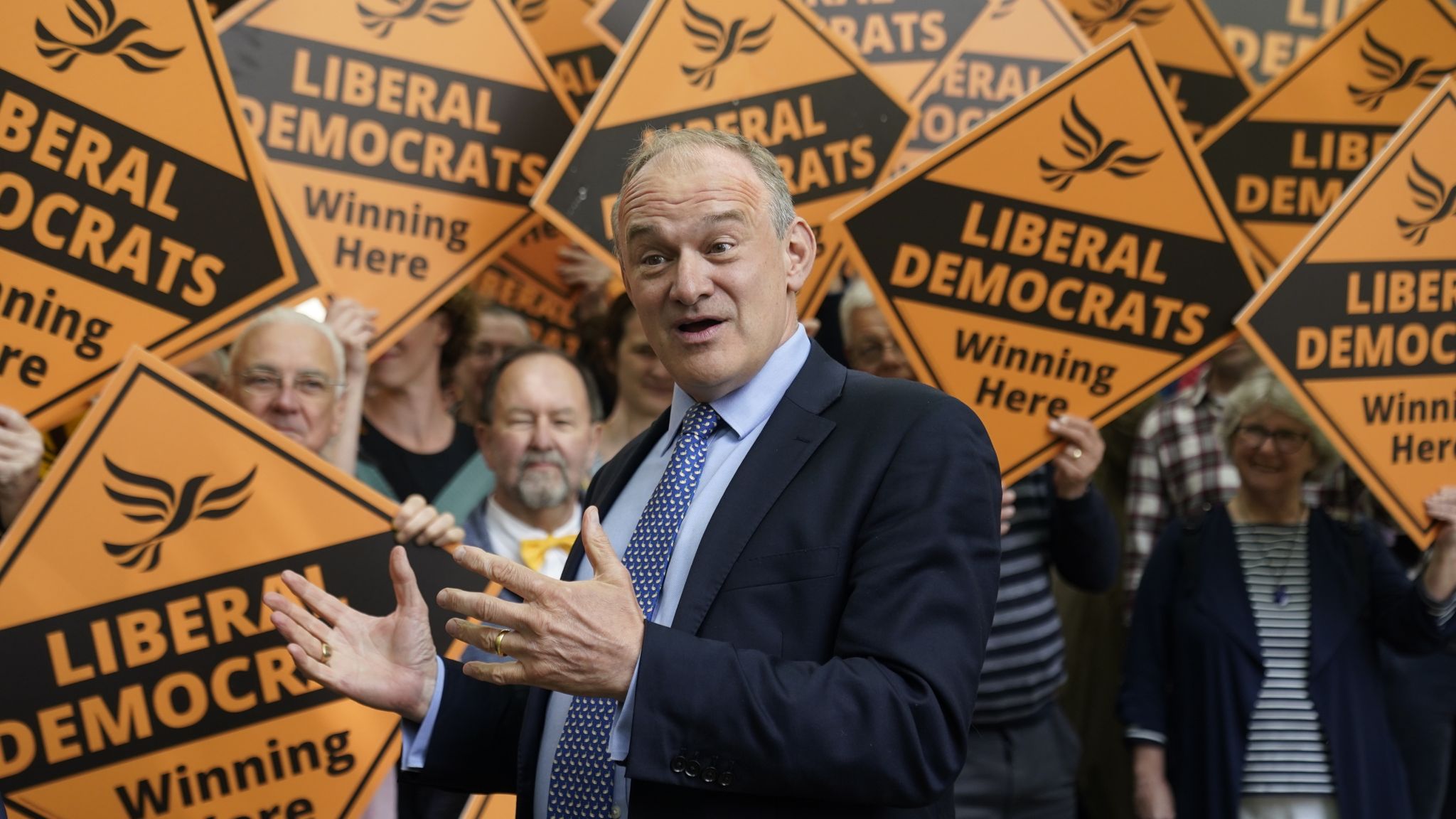 Our Politics Is Broken Lib Dems Say Conservatives Have To Go As